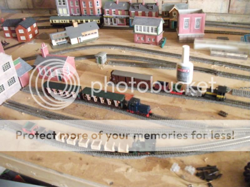 my 009 layout - New Railway Modellers Forums
