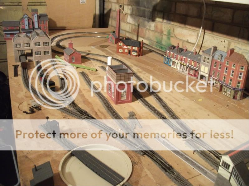 my 009 layout - New Railway Modellers Forums