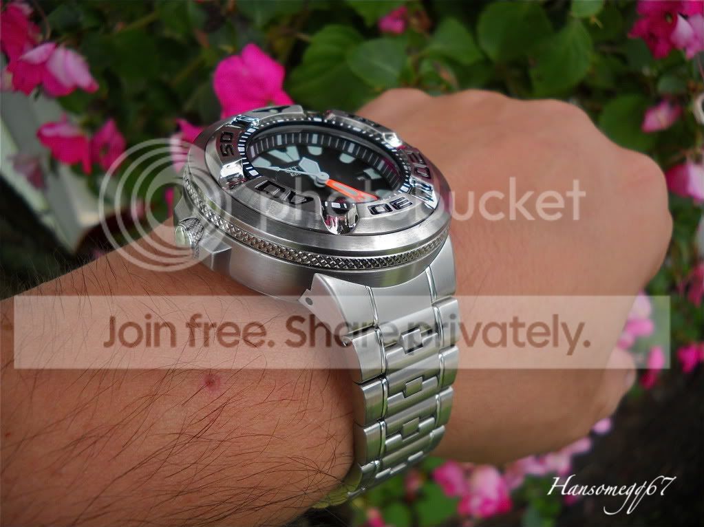 Divers with an orange minute hand | WatchUSeek Watch Forums